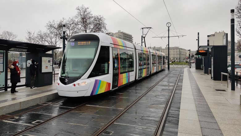 La nouvelle ligne A du tramway a été mise en service - Actualité Angers ...